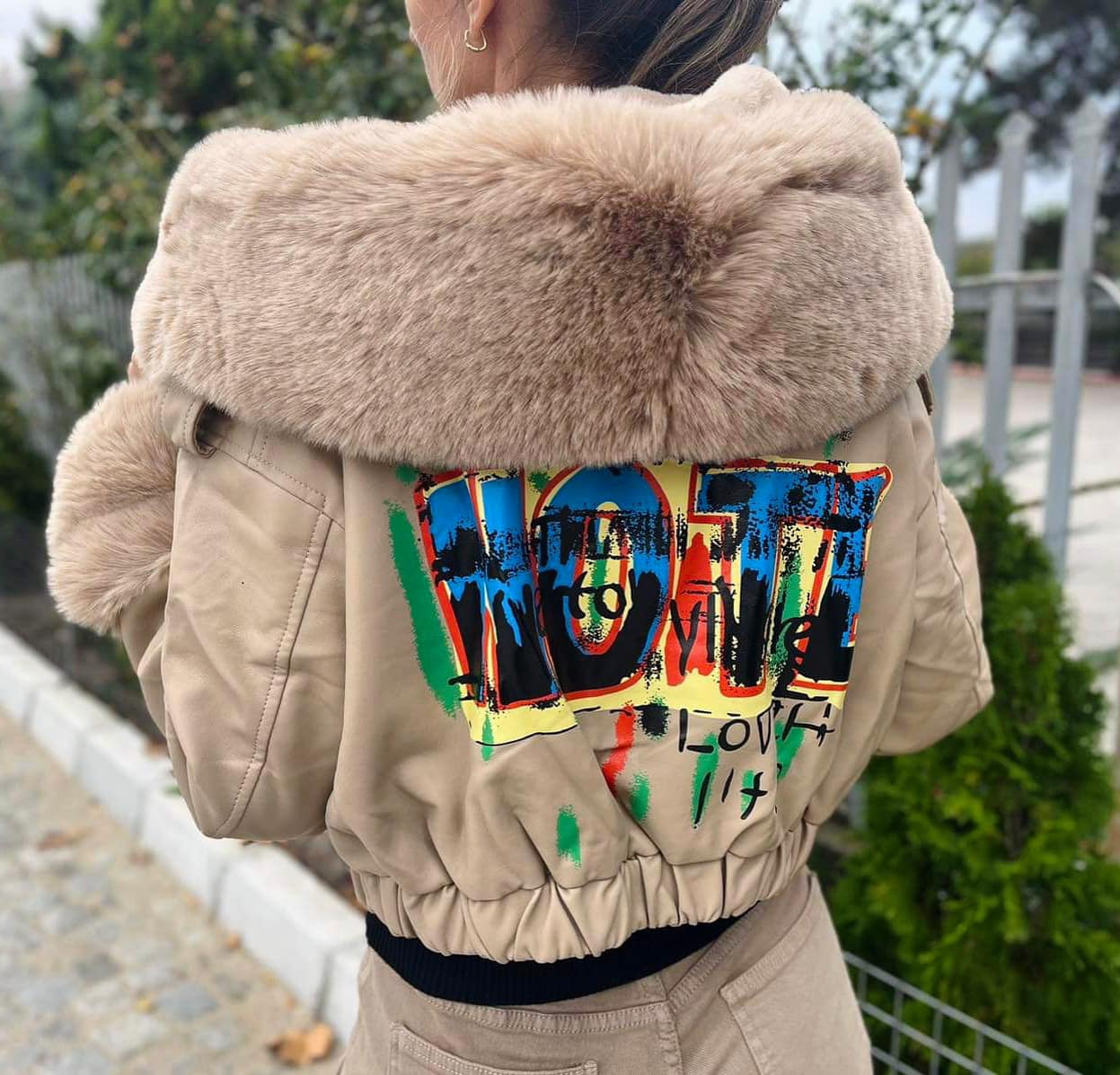 Яке Mumbai – DECOCO.EU